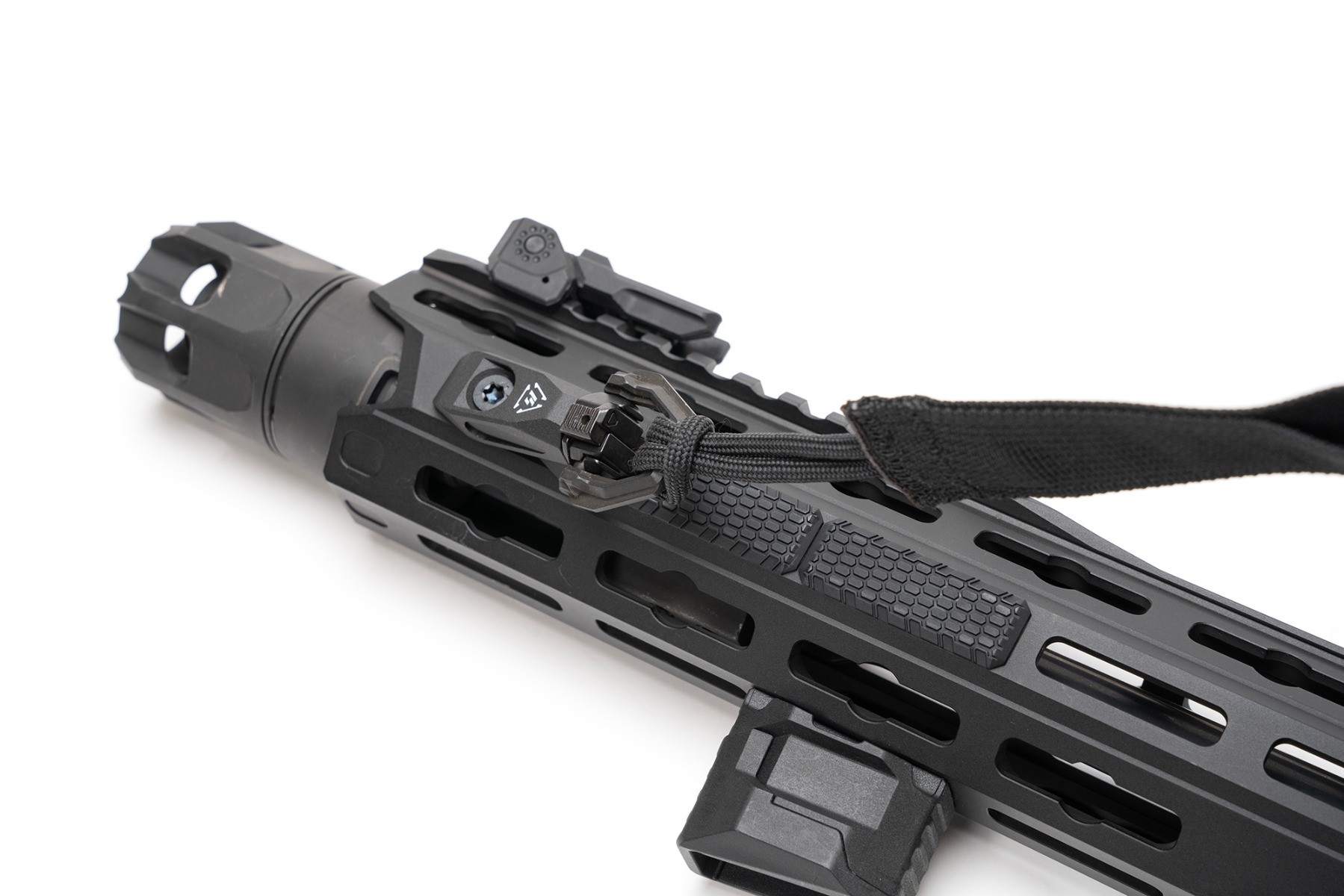 Strike Industries LINK Angled QD Mount